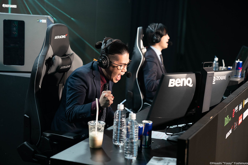 キャスター岸大河・OooDaの熱い実況映像、eスポーツの魅力を視聴者に伝える影の立て役者 | Negitaku.org esports